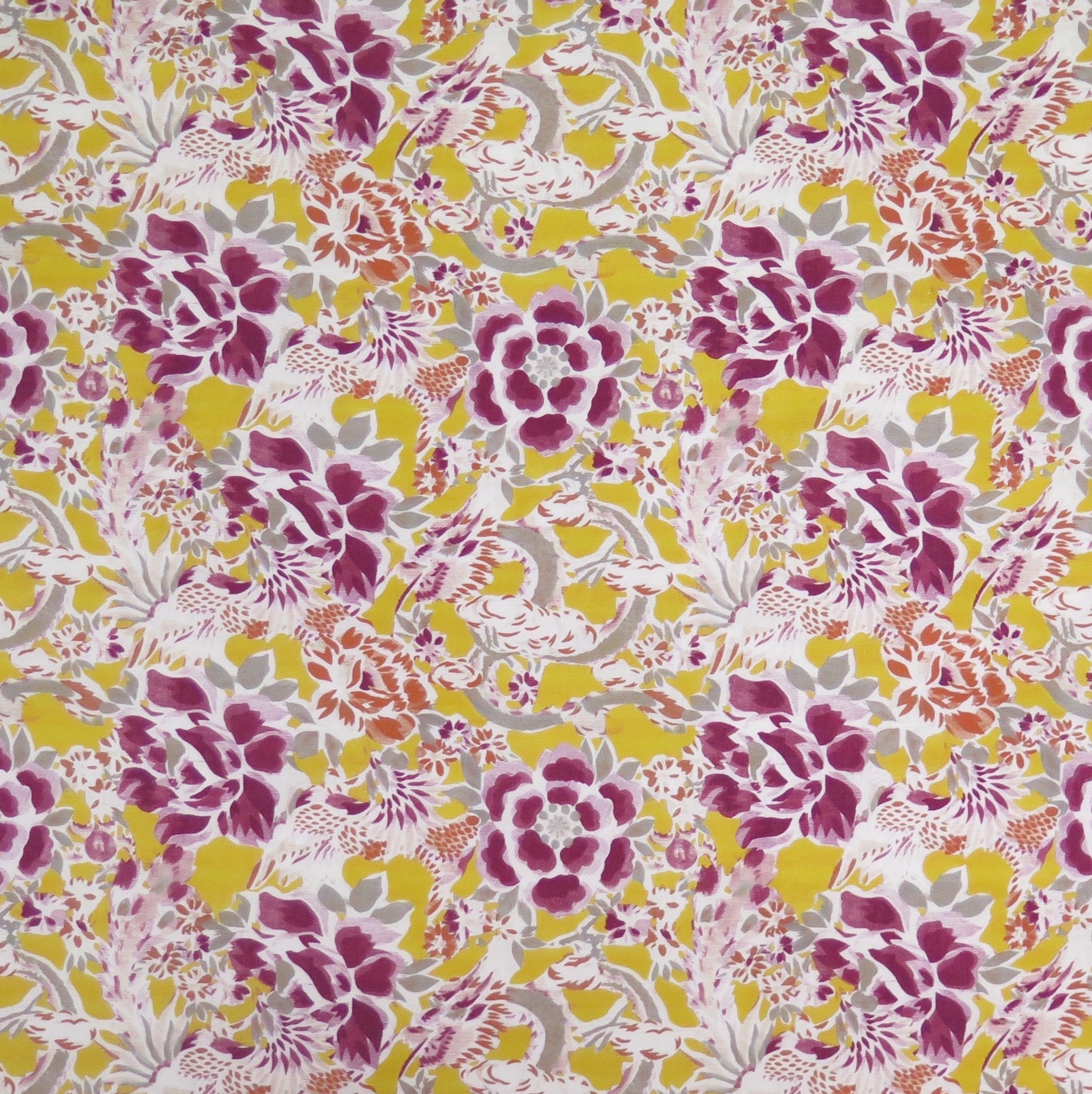 Mei Long – The Lot Showroom